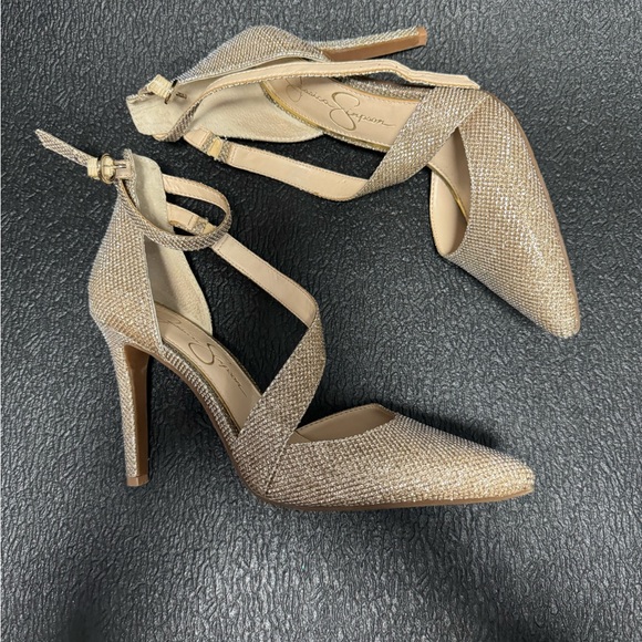 Jessica Simpson | Shoes | Jessica Simpson Gold Sparkle Heels | Poshmark